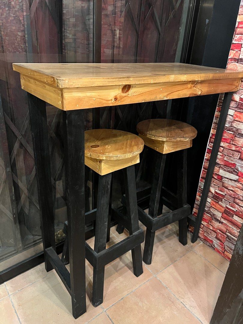 Palochina Tables and Chairs on Carousell