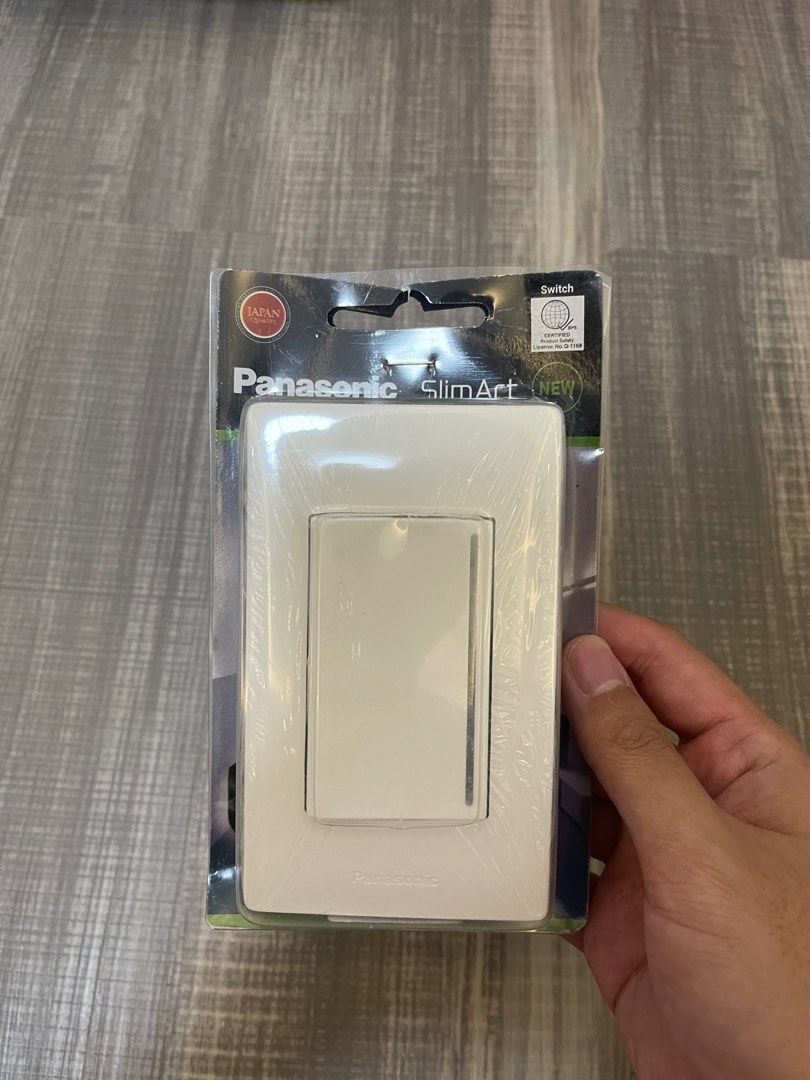 Panasonic SlimArt 1-Pole Switch, TV & Home Appliances, Electrical ...