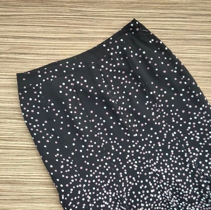 Ragello rok chiffon midi sifon on Carousell