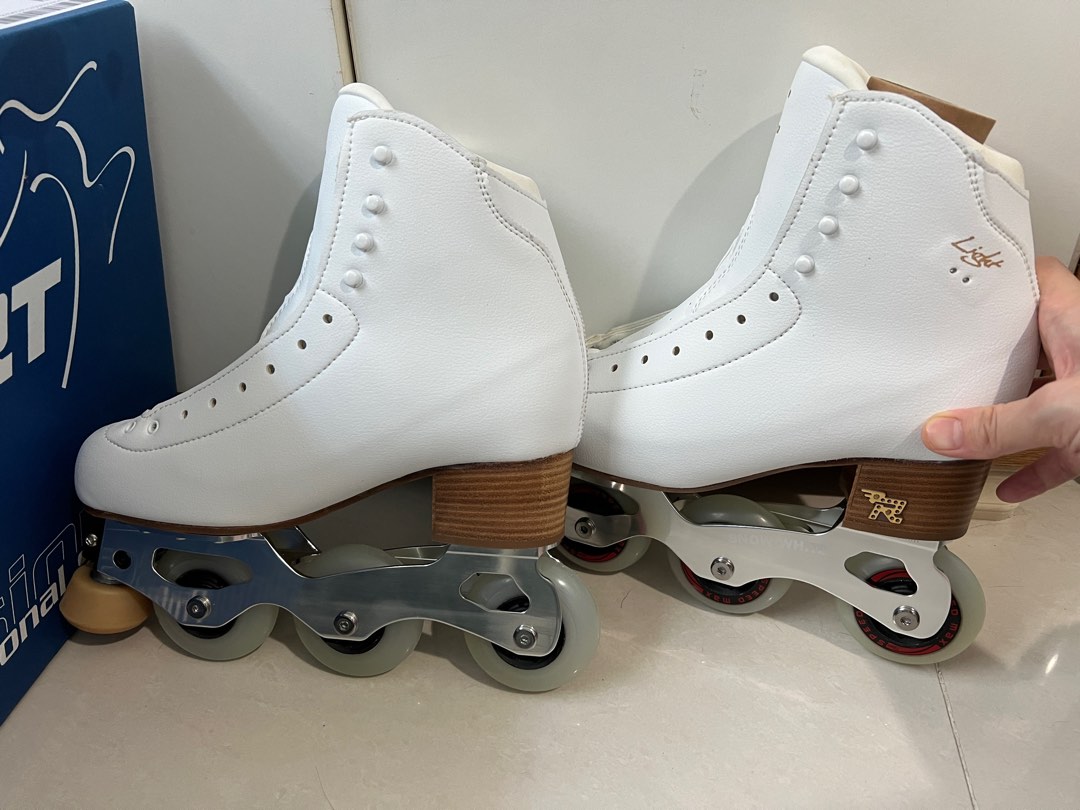 Risport Electra 265 + Edea Snow White, Sports Equipment, Sports & Games ...