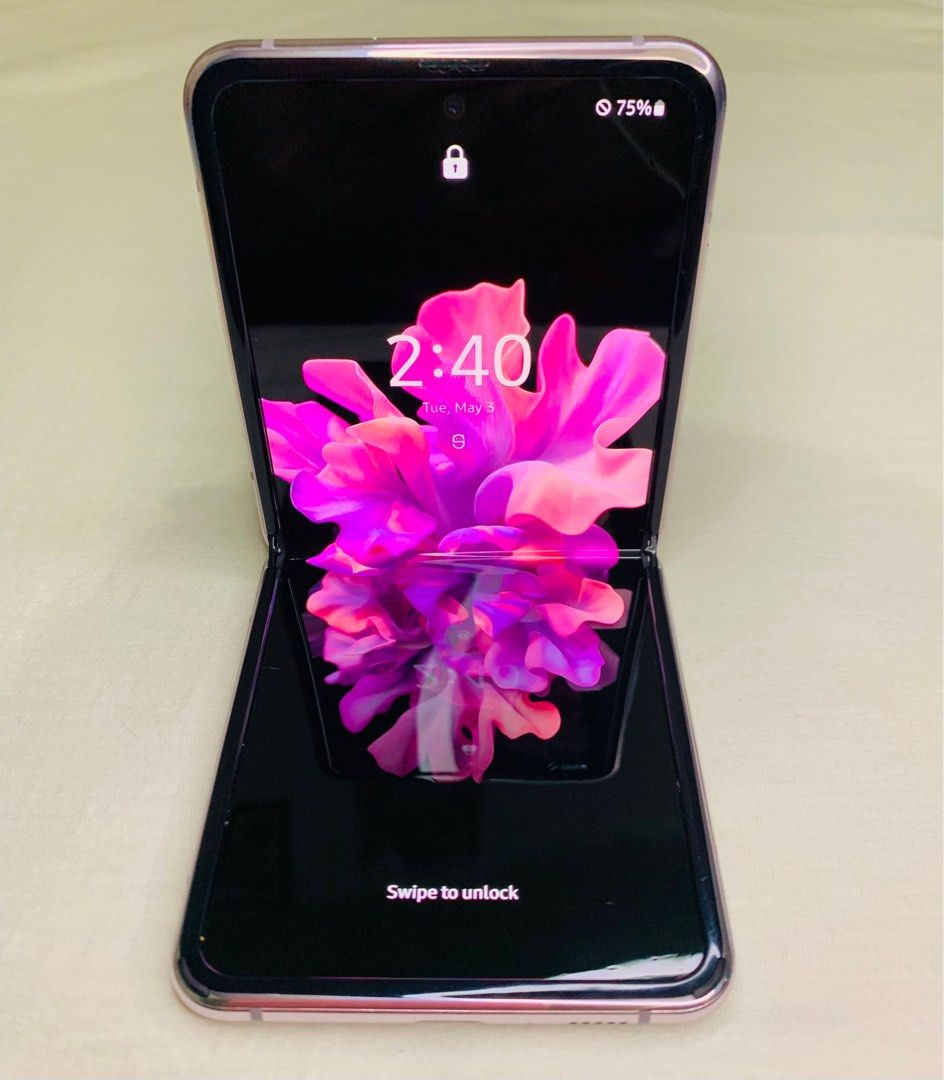 Samsung Z flip 2 5G 8/256 on Carousell