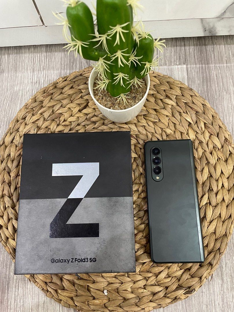 Samsung ZFold3 5G 12/256Gb Black bisa tukar tambah fullset, Telepon Seluler & Tablet, Ponsel ...