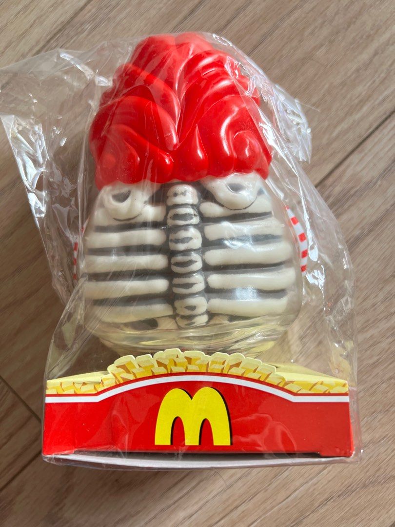 Secret base, MC supersized 麥當勞肥佬透視版 (Ron English’s, McDonald’s), 興趣及遊戲 ...