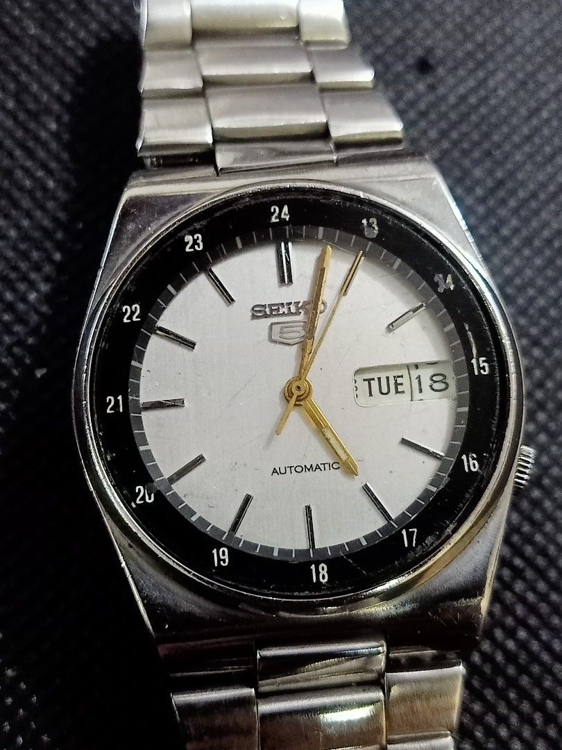 Seiko automatic, Men's Fashion, Watches & Accessories, Watches on Carousell