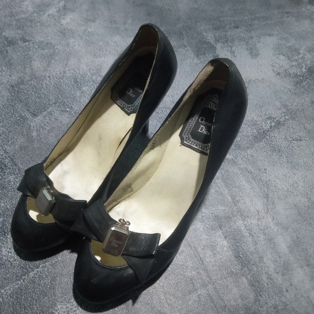 sepatu wanita Christian Dior hitam bekas second branded preloved ...
