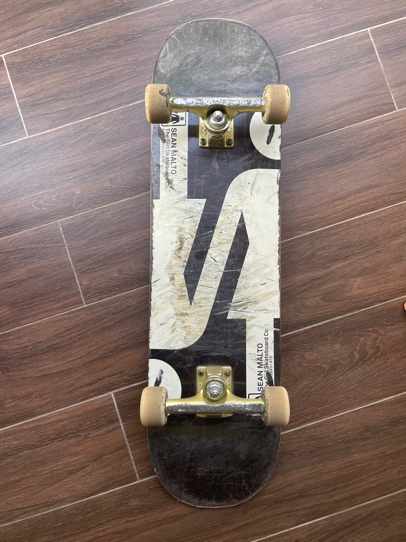 Skateboard Complete setup 8.25, Sports Equipment, Sports & Games ...