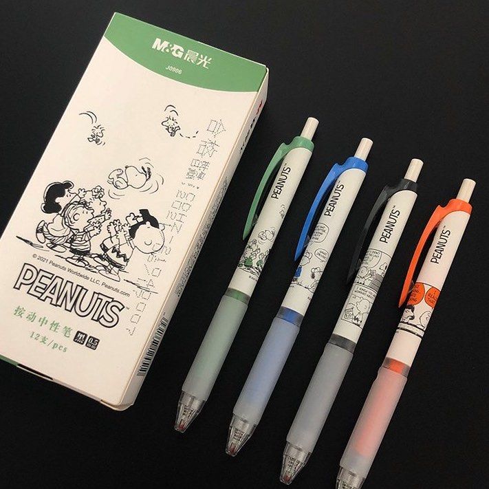 Snoopy Ball Point Pen (0.5mm Black) Gift, Hobbies & Toys, Stationery ...