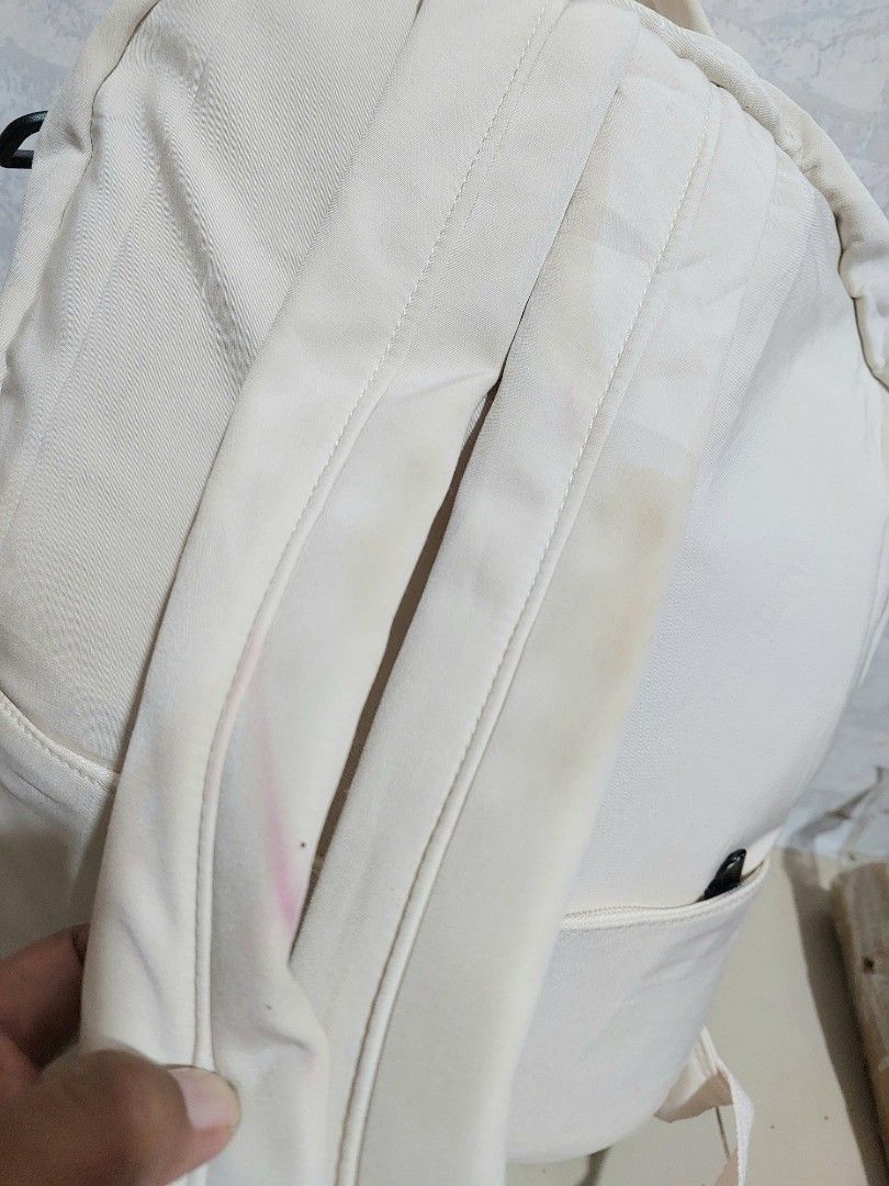 Tas Ransel Backpack putih tulang, Fesyen Wanita, Tas & Dompet di Carousell