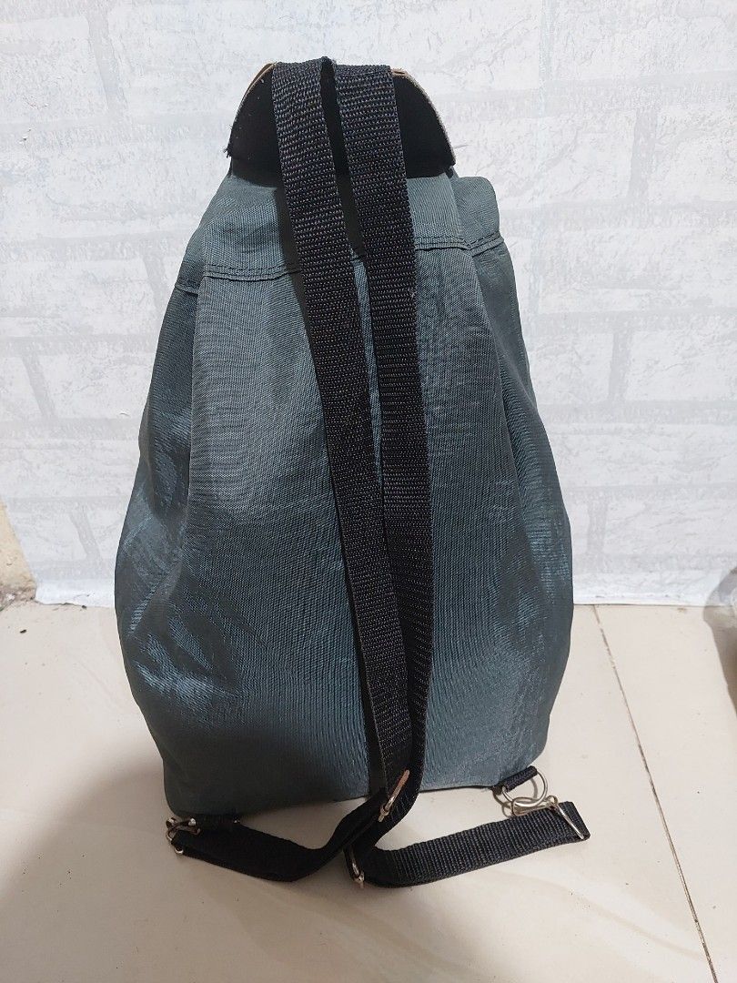 Tas Ransel Nilon PRO SPORT Backpack segitiga triangle, Fesyen Pria, Tas ...