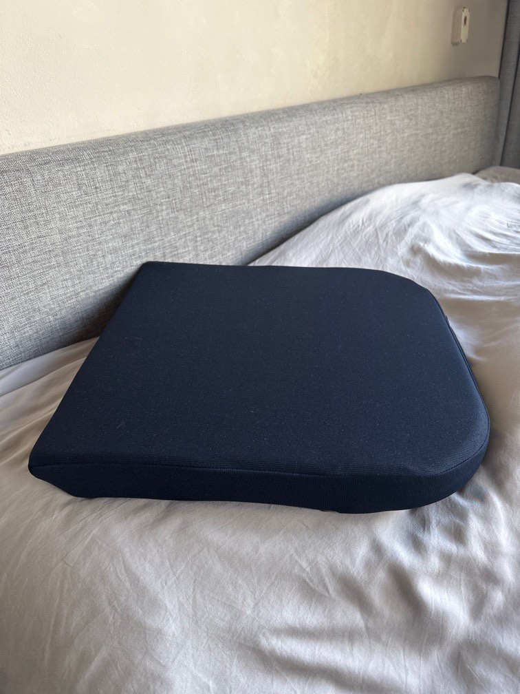 Tempur Seat Pillow, Health & Nutrition, Health Monitors & Weighing ...