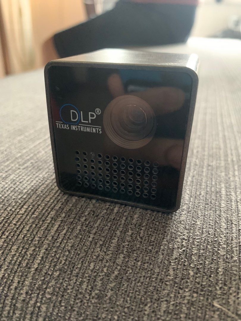 Texas Instruments DLP LED WiFi Mini Projector, TV & Home Appliances, TV & Entertainment ...