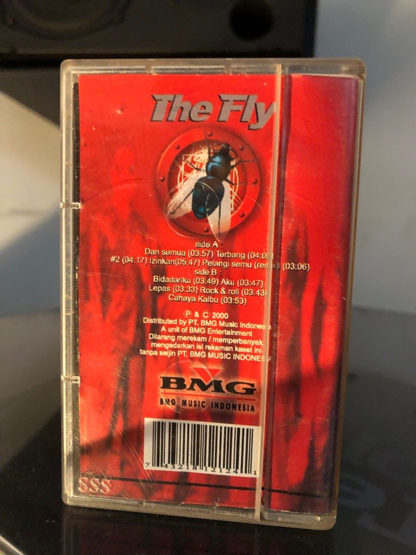 The Fly Kaset Cassette, Hobbies & Toys, Music & Media, CDs & DVDs on Carousell