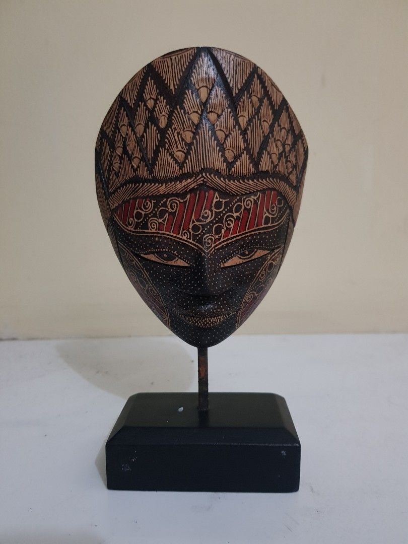 Topeng batik, Desain & Kerajinan Tangan, Karya Seni di Carousell
