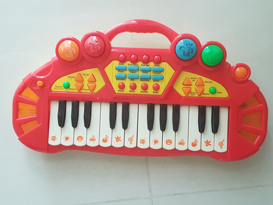 Toy piano keyboard, Babies & Kids, Infant Playtime on Carousell