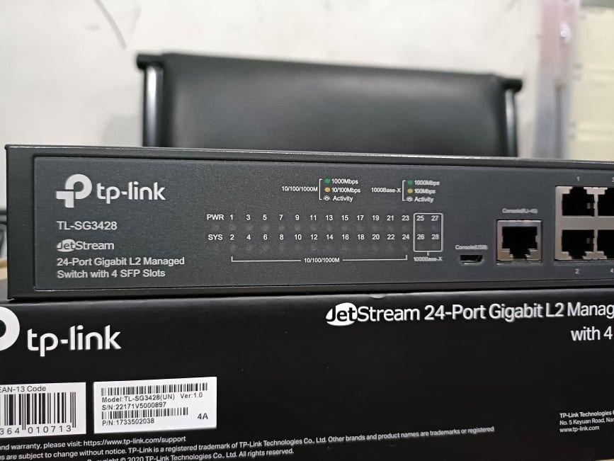 TP-LINK TL-SG3428 24-Port Gigabit L2+ Managed Switch with 4 SFP Slots ...