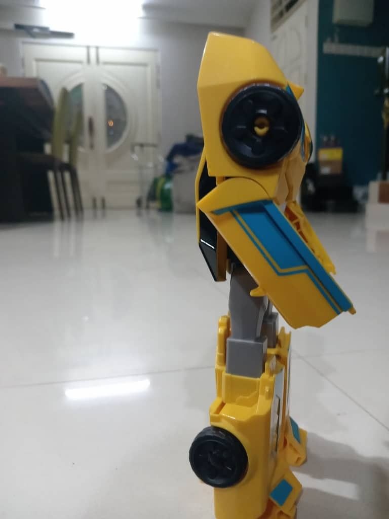 Tranformer Bumblebee robot car, Hobbies & Toys, Toys & Games on Carousell