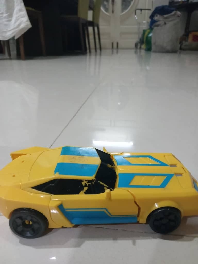 Tranformer Bumblebee robot car, Hobbies & Toys, Toys & Games on Carousell