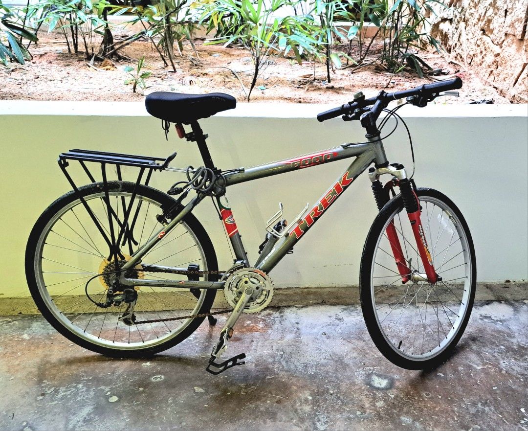Trek 6000 Mountain Bike, Sports Equipment, Bicycles & Parts, Bicycles on Carousell