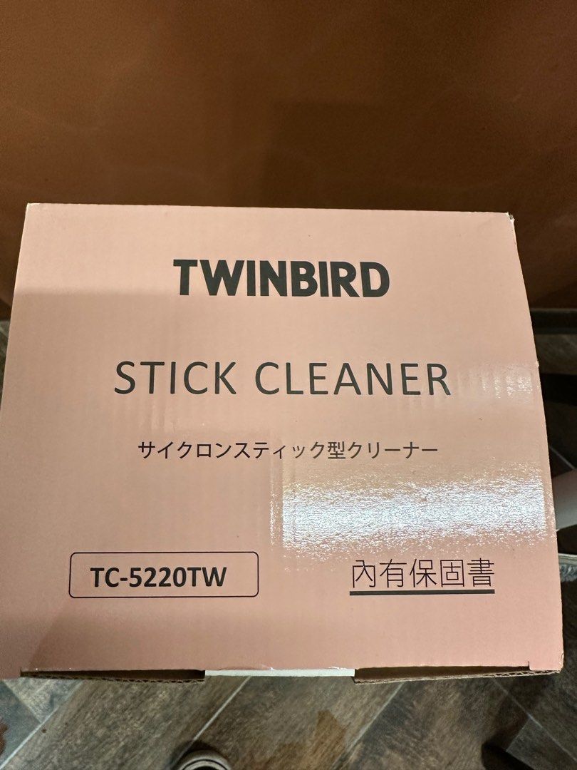 twinbird 吸塵器 tc-5220tw, 電視及其他電器 , 吸塵機及家居清潔用品在旋轉拍賣