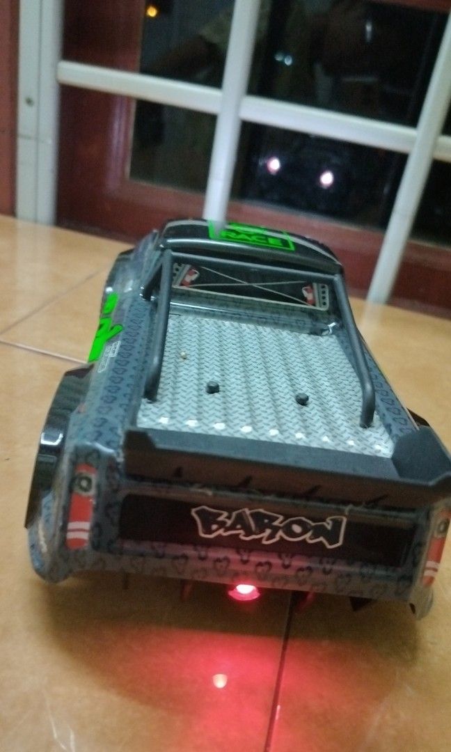 UDIRC Baron Rc Car (the receiver needs to be replaced by the buyer ...