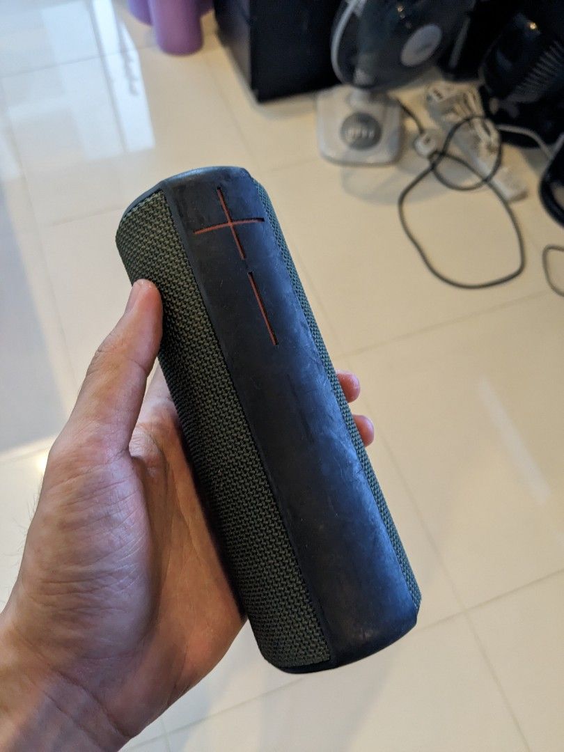 UE Boom 1, Audio, Soundbars, Speakers & Amplifiers on Carousell