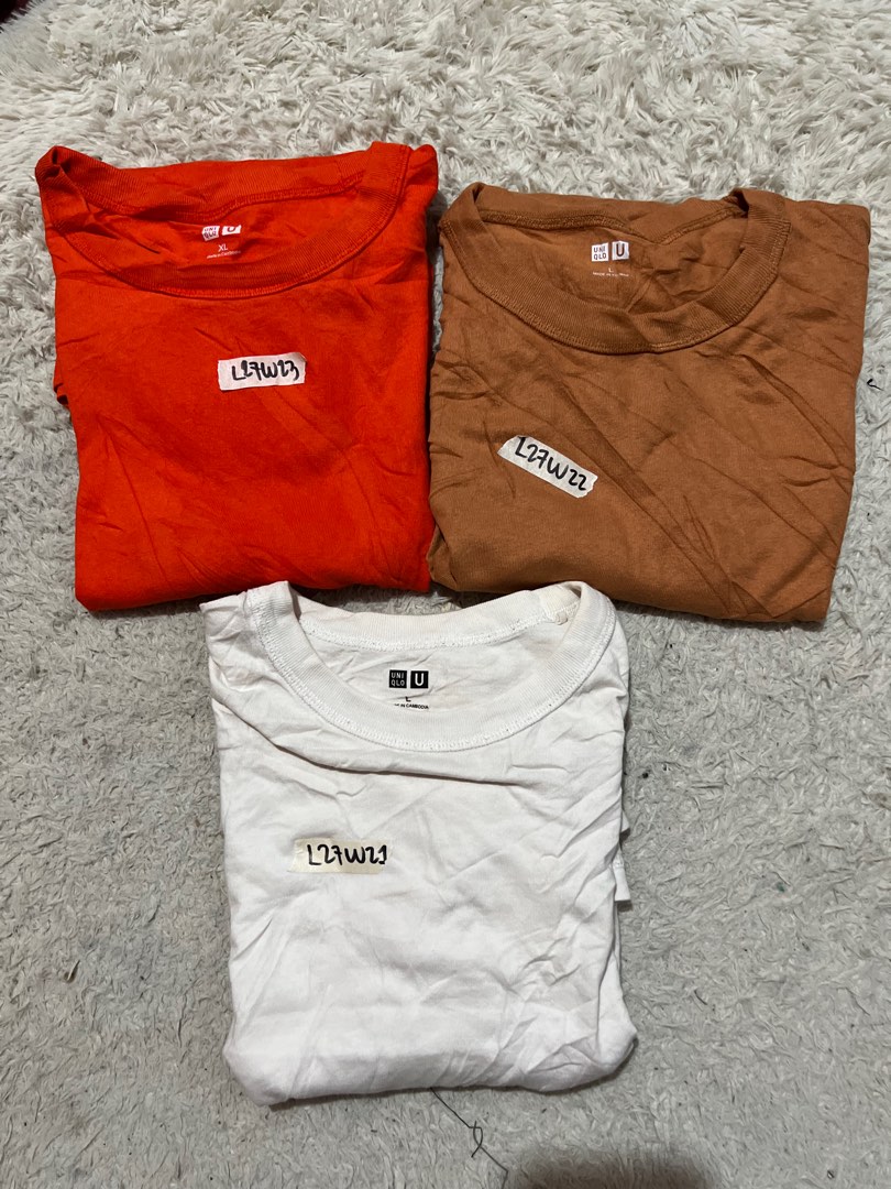 Uniqlo plain tshirt on Carousell
