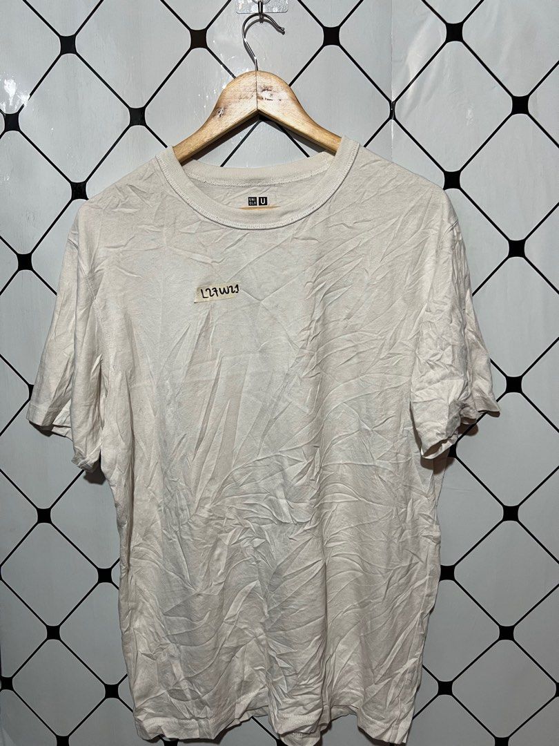 Uniqlo plain tshirt on Carousell