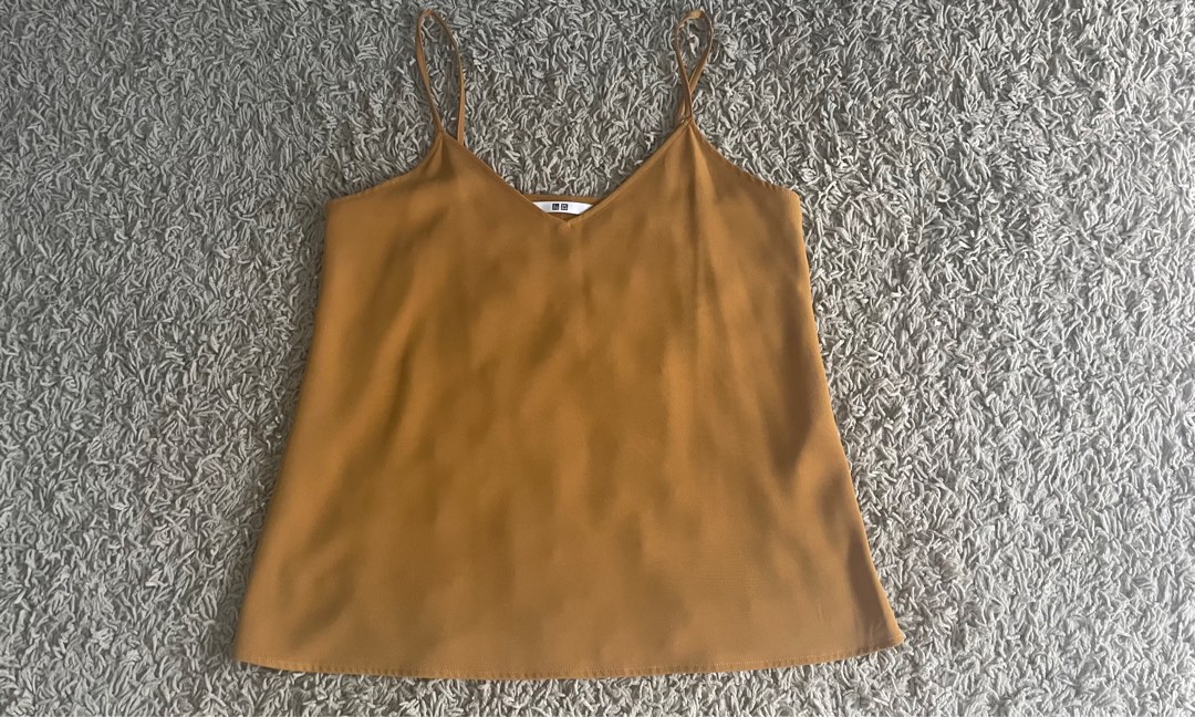 Uniqlo spaghetti top, Women's Fashion, Tops, Sleeveless on Carousell