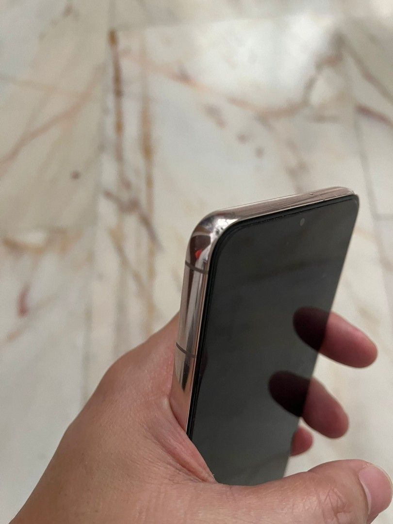 Used 4 corners dented , screen perfect Samsung S22+ s22 plus 256gb Pink ...