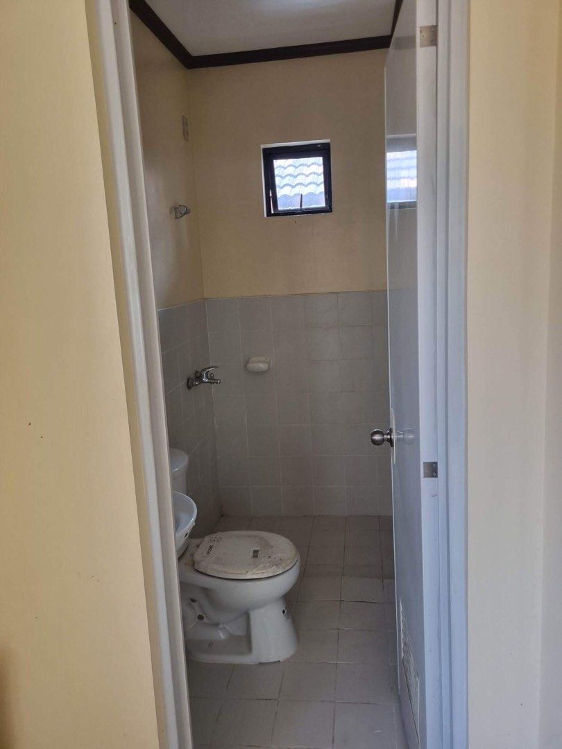 Valenza Crown Asia Brand New Corner House Big Lot near Nuvali Solenad ...