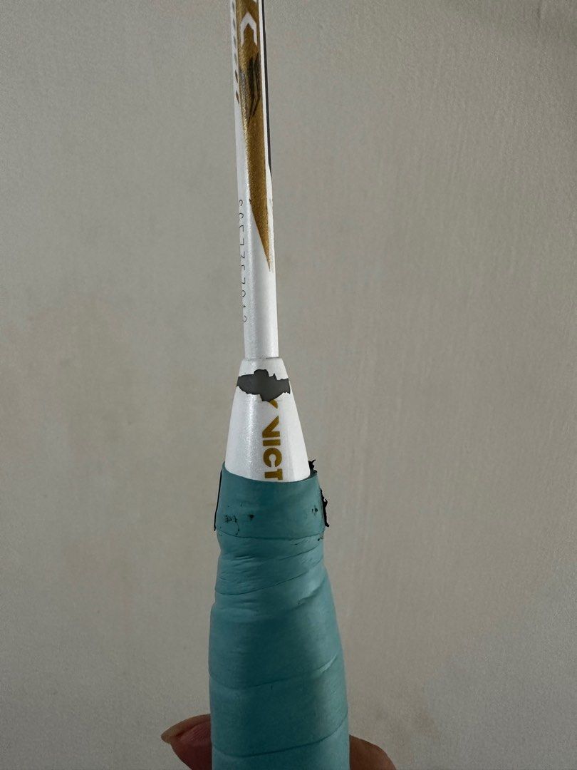 Victor thruster F claw, Sports Equipment, Sports & Games, Racket & Ball ...