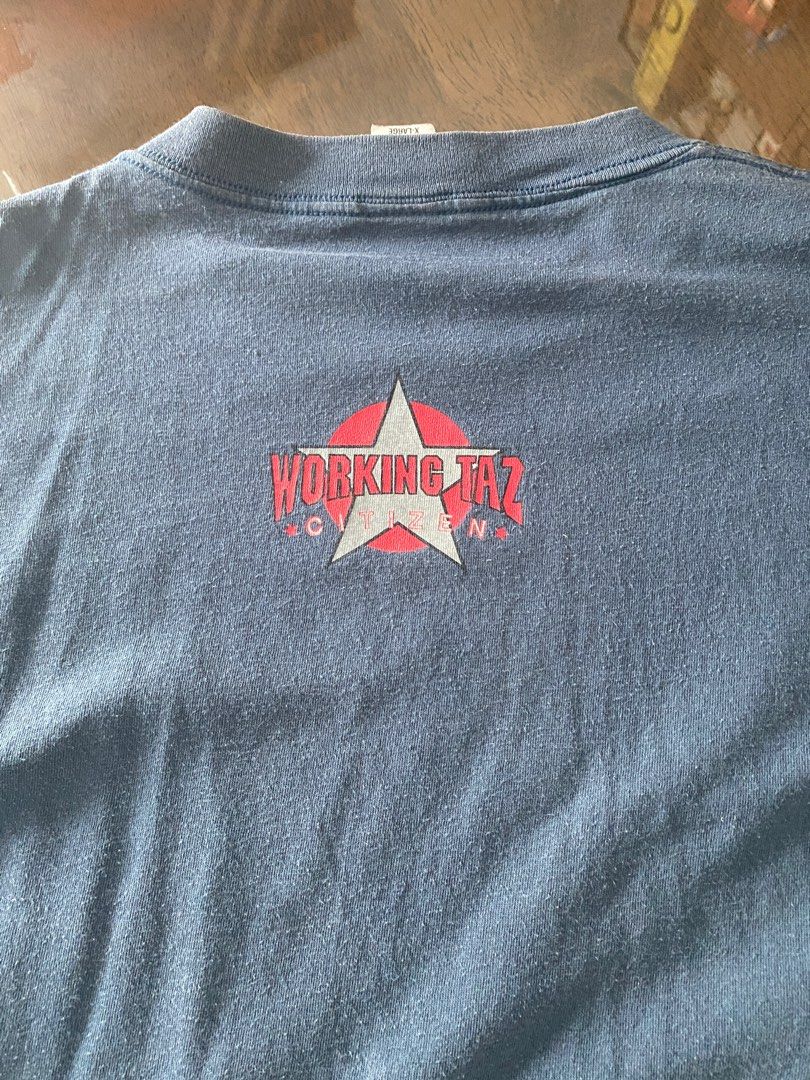 vintage looney tunes working taz tee 1998, Men's Fashion, Tops & Sets ...