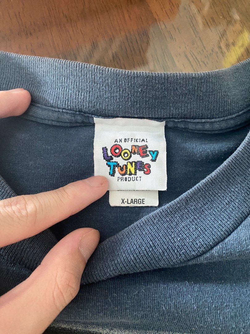 vintage looney tunes working taz tee 1998, Men's Fashion, Tops & Sets ...