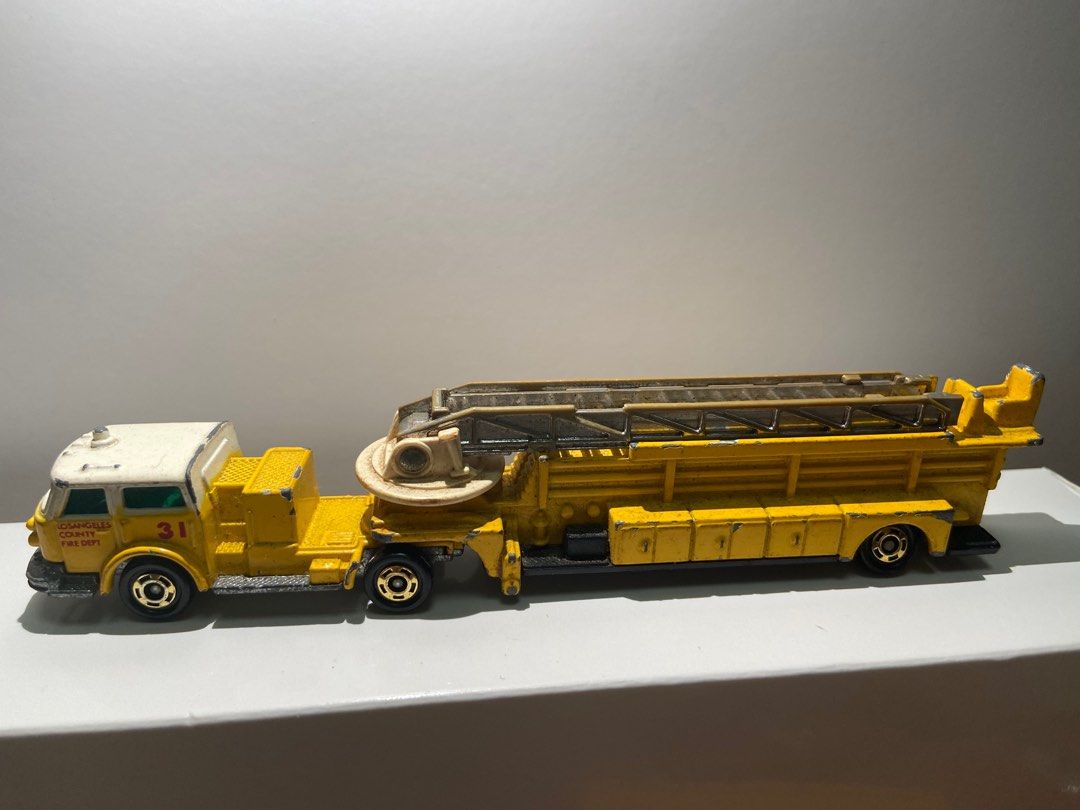 Vintage tomica L10 Long Tomica 1/110 American ladder fire truck yellow ...