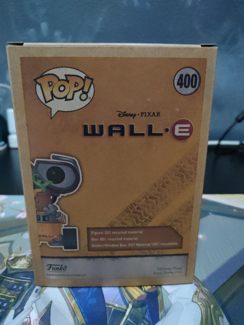 Wall E Funko Pop Earth Day Exclusive, Hobbies & Toys, Toys & Games on ...