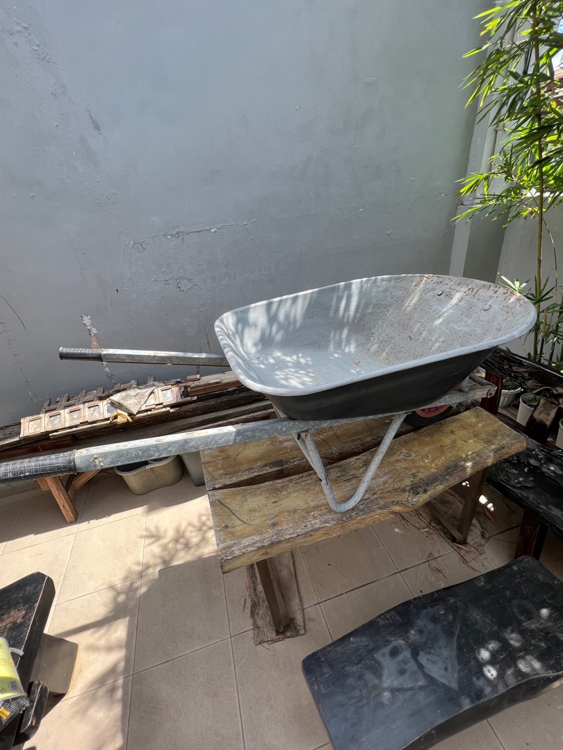 Wheelbarrow, Commercial & Industrial, Construction Tools & Equipment on ...