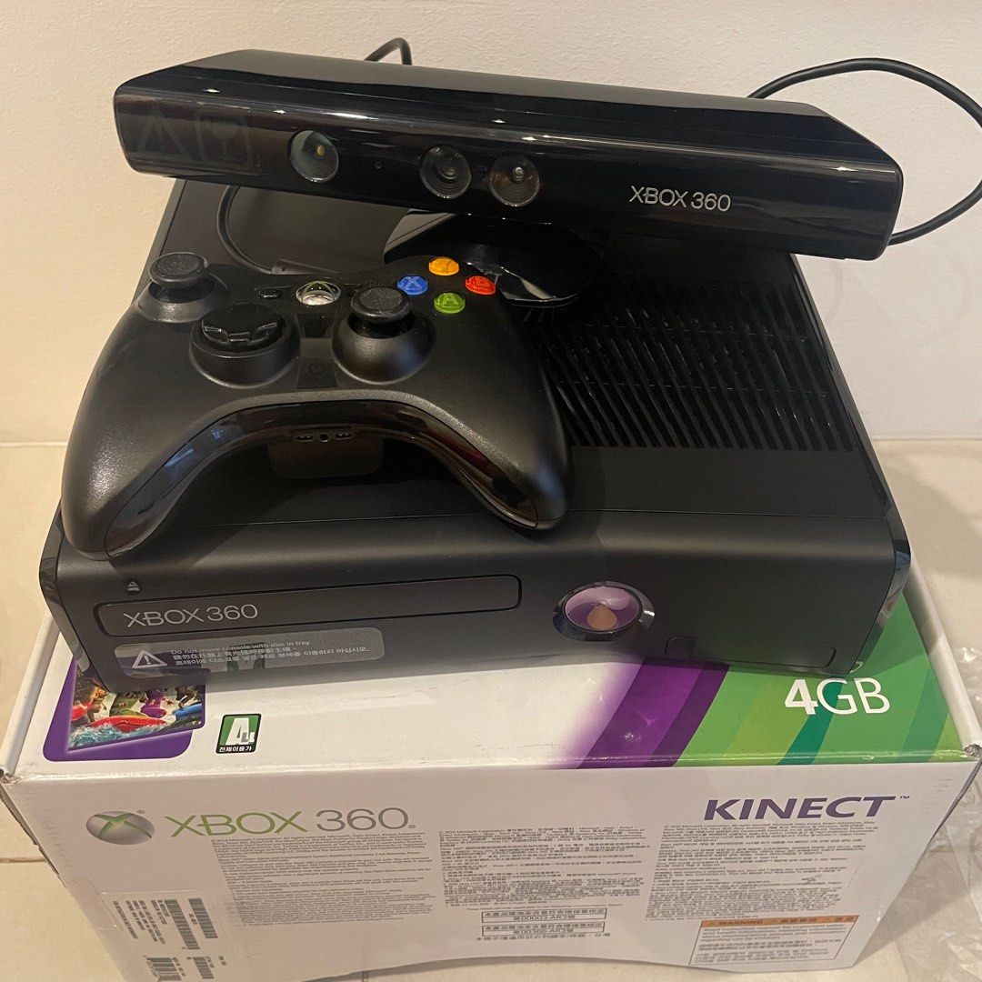 Xbox 360 4GB Console with Kinect and wireless controller , Video Gaming ...