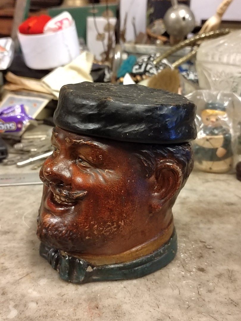 1920s Majolica humidor, Hobbies & Toys, Collectibles & Memorabilia ...