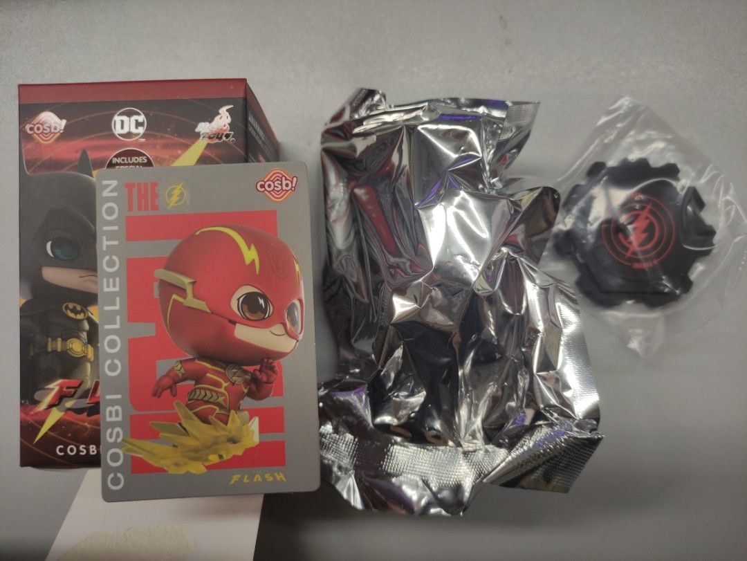 全新未開袋 Hot Toys DC The Flash Cosbi Collection 散款 閃電俠, 兒童＆孕婦用品, 嬰兒玩具 ...