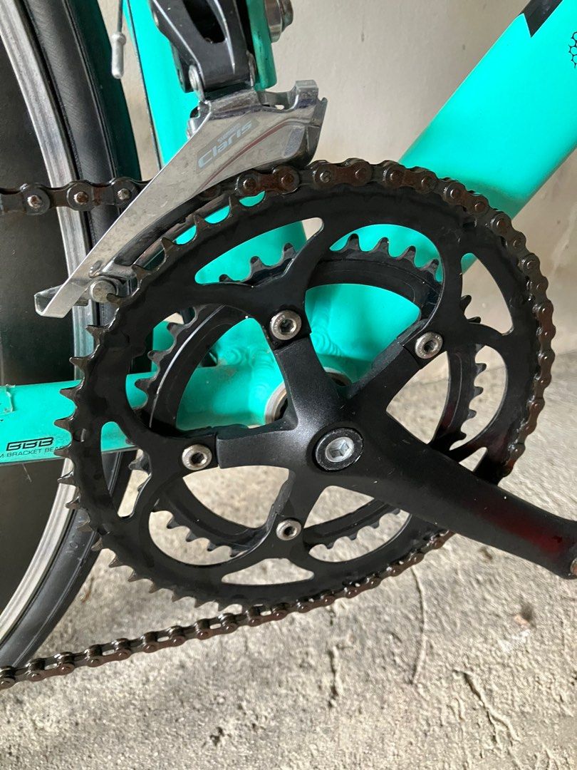 Atomic road bike, Sports Equipment, Bicycles & Parts, Bicycles on Carousell