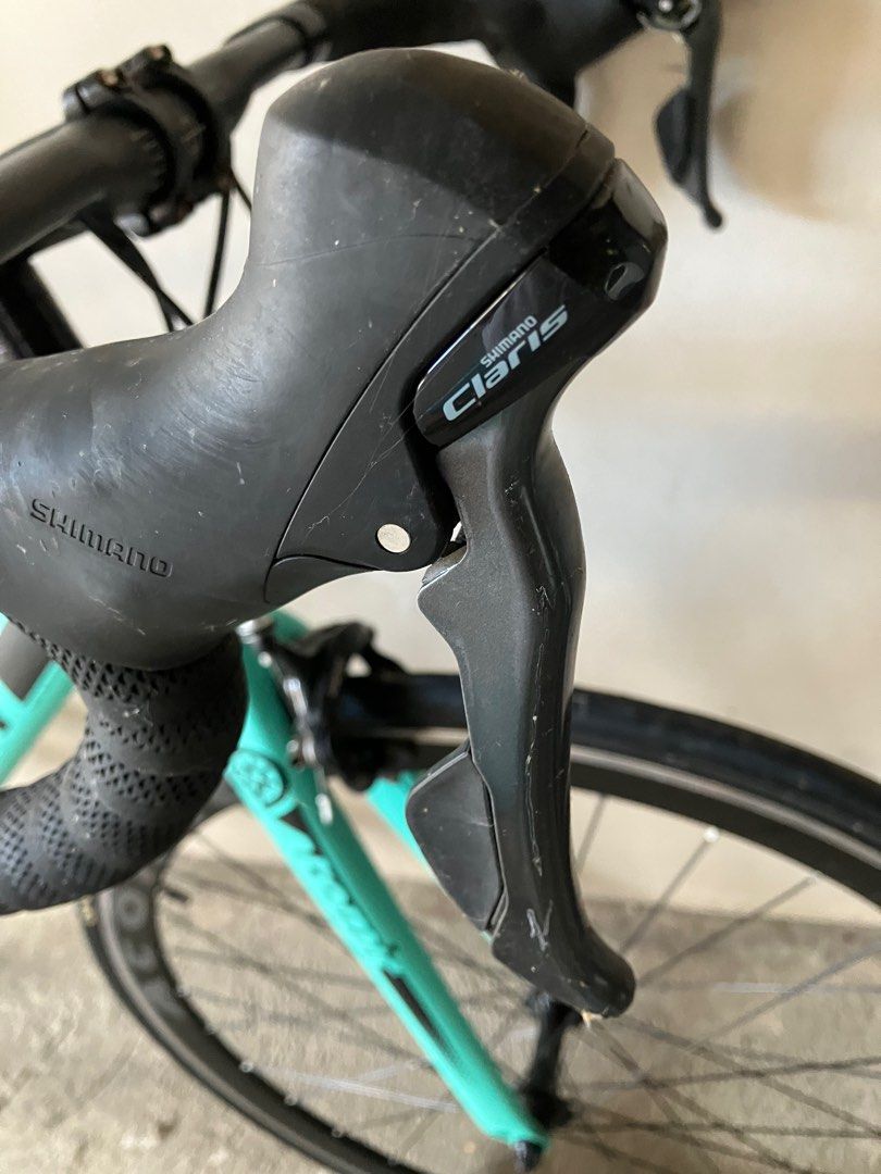 Atomic road bike, Sports Equipment, Bicycles & Parts, Bicycles on Carousell