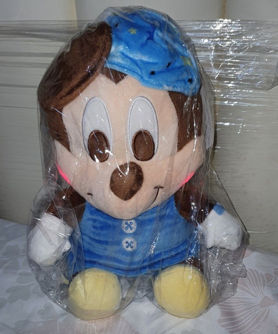 Authentic Plushie - Light Up Cheeks Minnie, Mickey, Hobbies & Toys ...