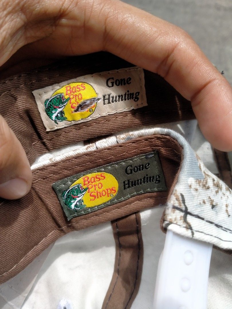 Bass pro shops x true timber & realtree camou snapback caps on Carousell