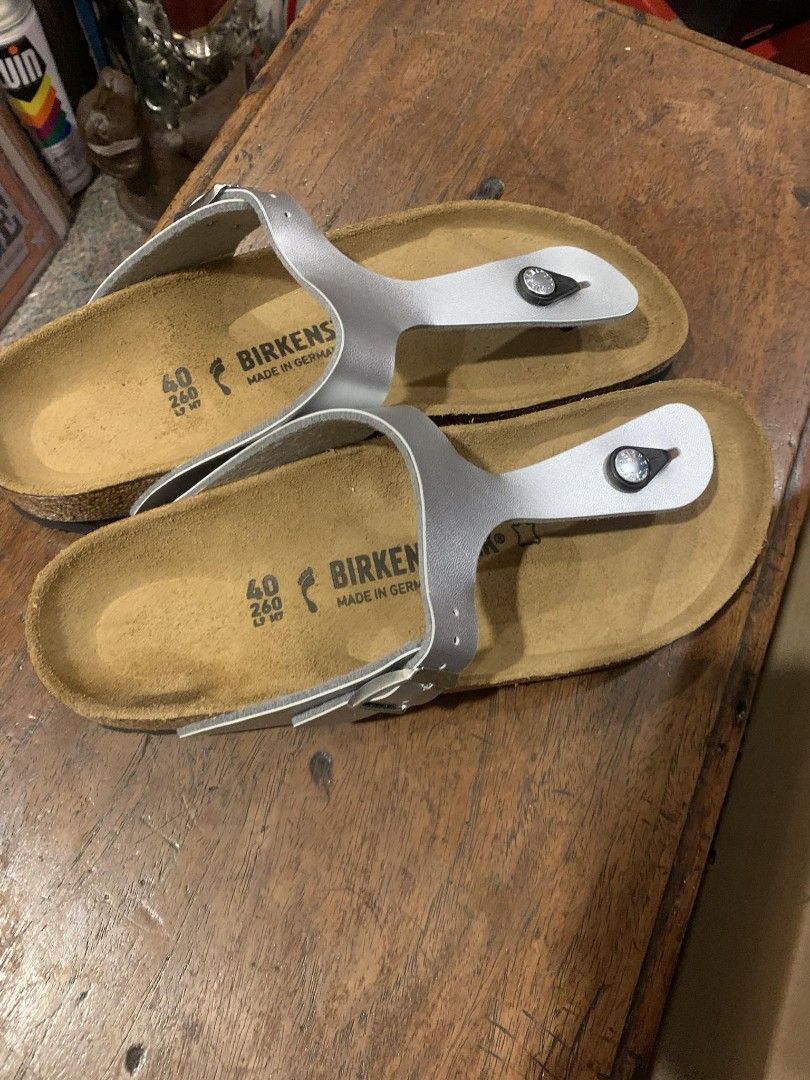 Birkenstock Gizeh silver, Women's Fashion, Footwear, Slippers and ...