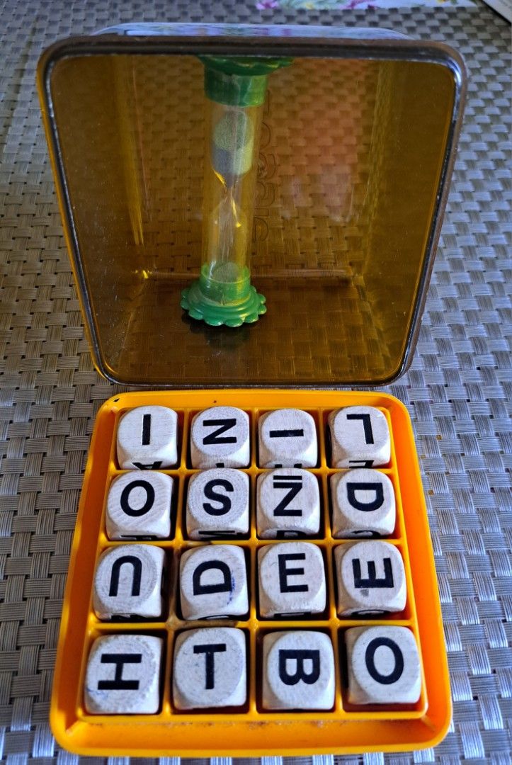 Boggles, Hobbies & Toys, Toys & Games on Carousell