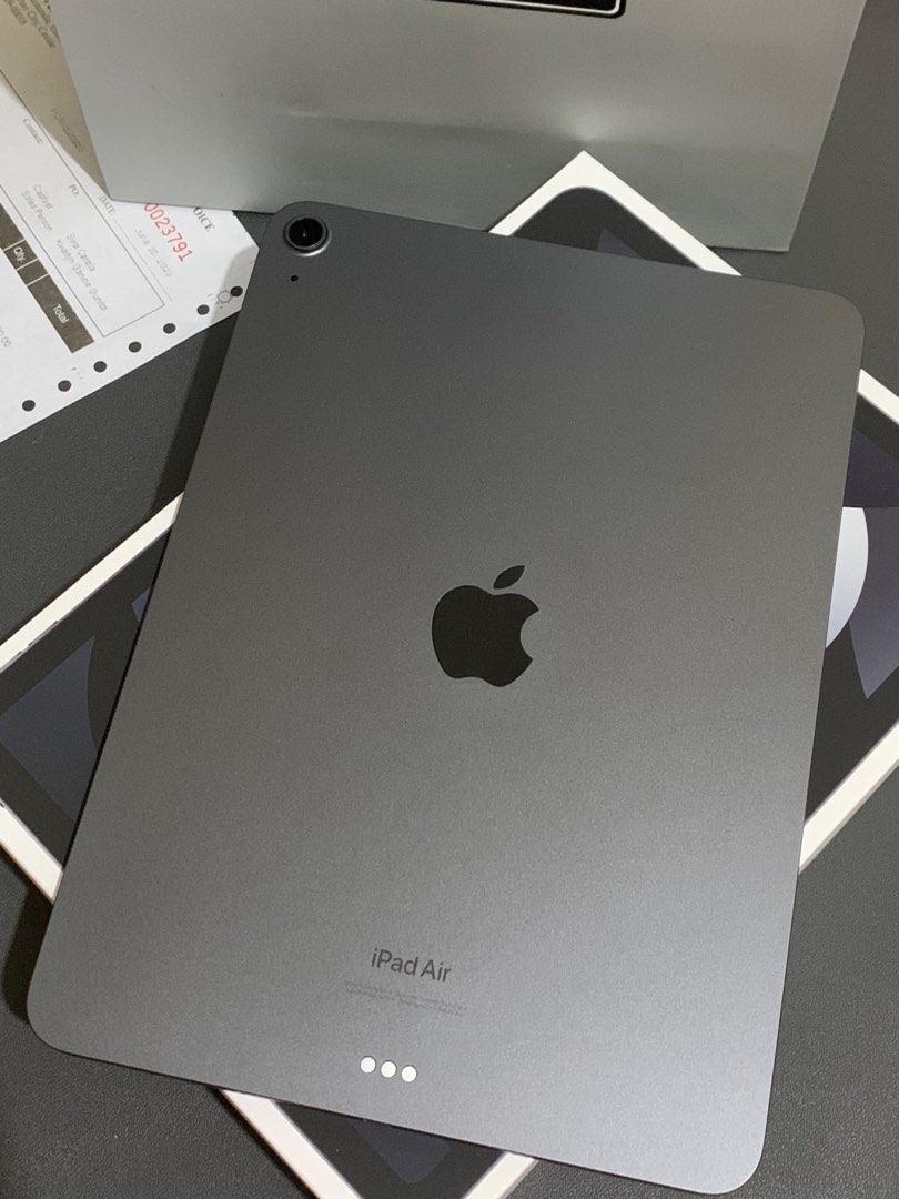 iPad Air 5th Gen 64GB - Brand New‼️, Mobile Phones & Gadgets, Tablets ...