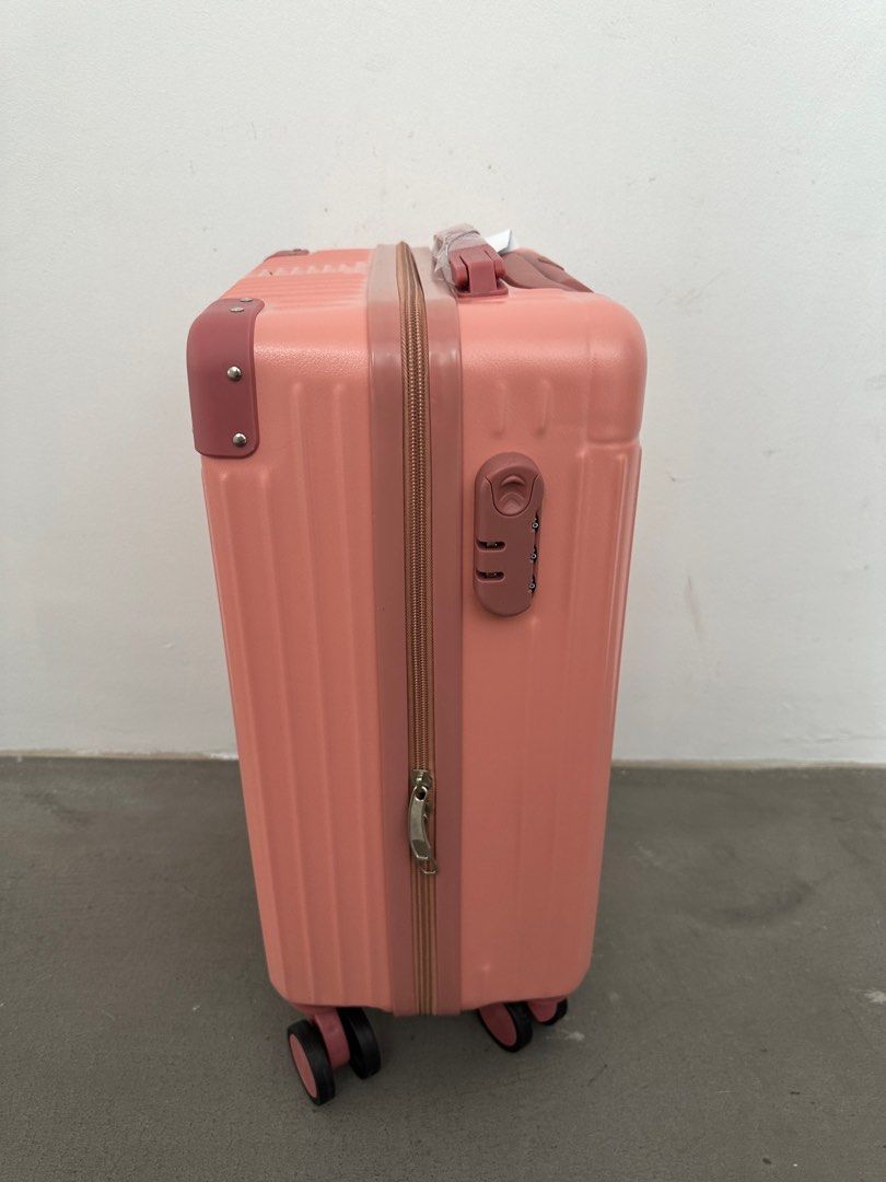 Cabin Luggage 20 inch, Hobbies & Toys, Travel, Luggage on Carousell