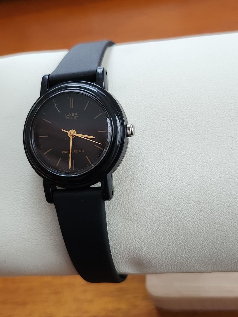 Casio Quartz Watch (Small Size)- Black, Women's Fashion, Watches ...