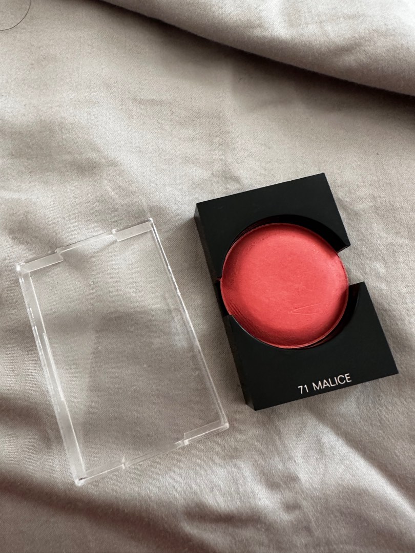 Chanel Blush sample, Beauty & Personal Care, Face, Makeup on Carousell