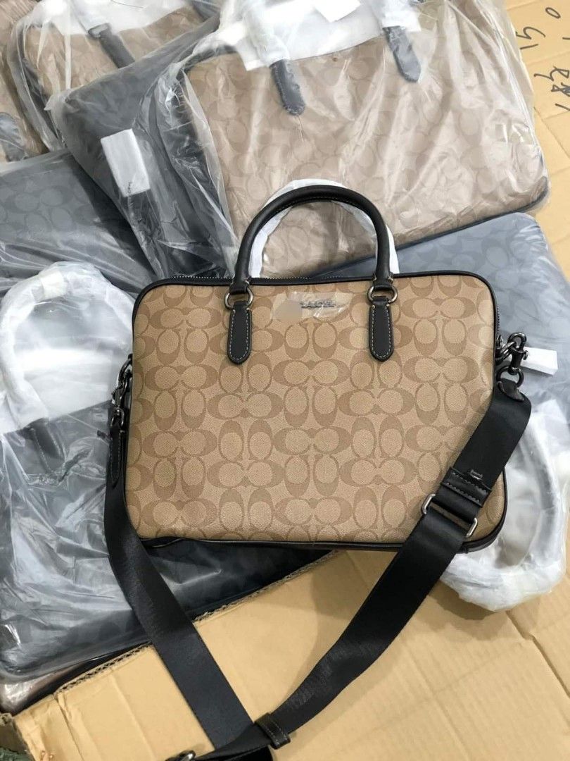 Coach Liam Compact Brief In Signature Canvas, Men's Fashion, Bags ...